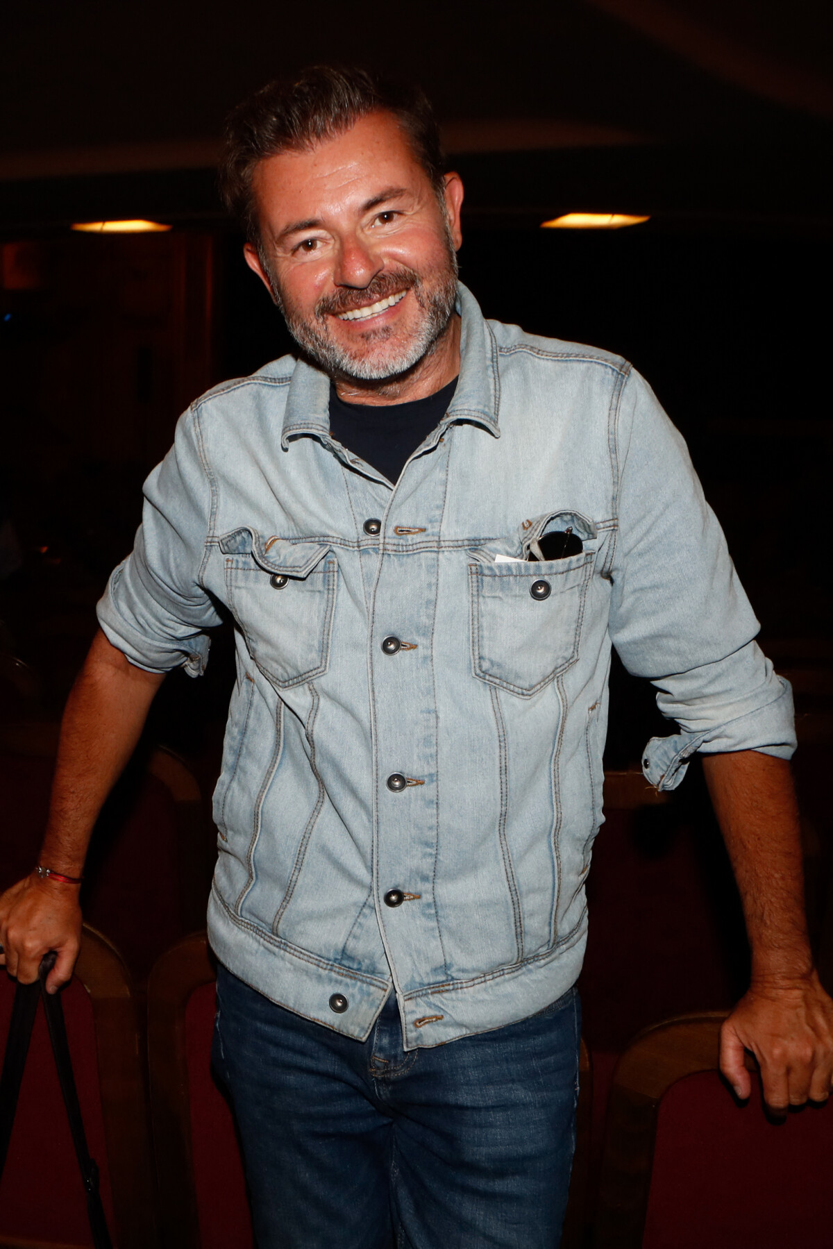 Photo : L'animateur de M6 et W9, qui ne s'est pas départi de son sourire, a attéri aux urgences ...