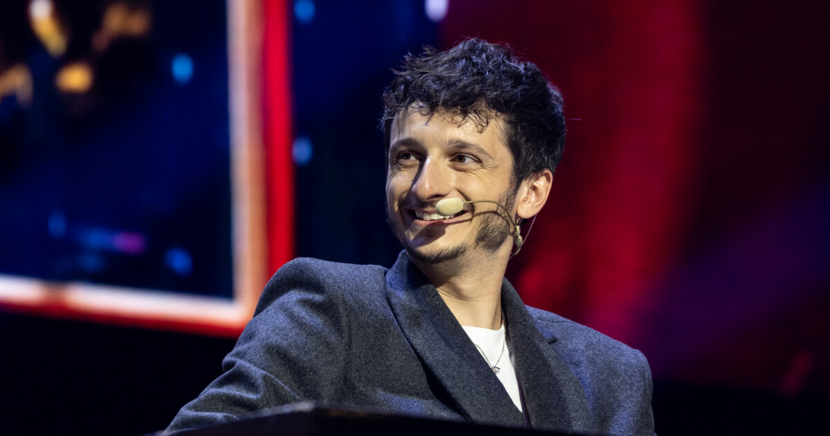 Maxime Biaggi, Squezzie... Show dément à Paris, les places arrachées en ...