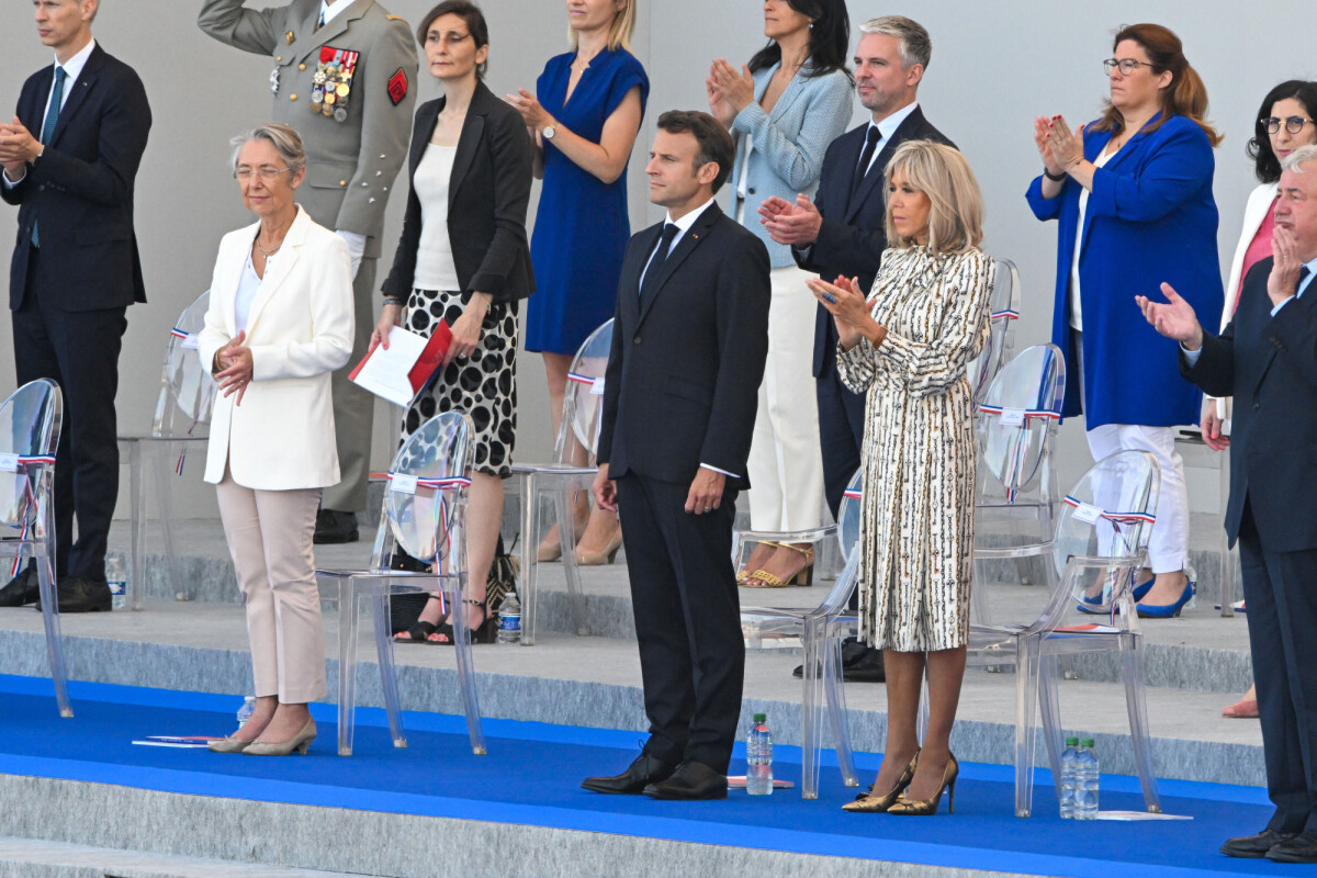 Photo : L'an dernier, Brigitte Macron avait arboré un look différent ...