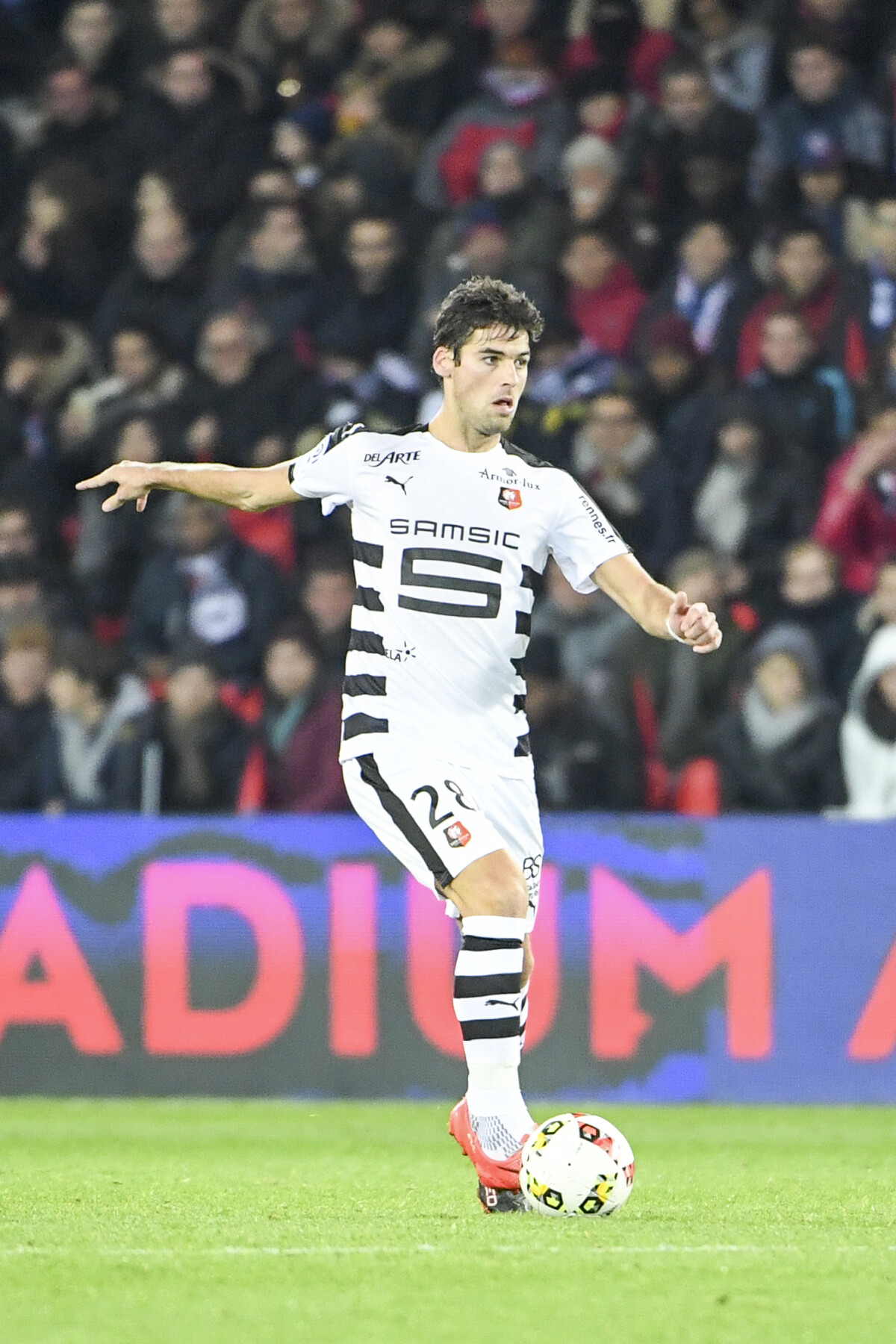 Photo : Yoann Gourcuff - Karine Ferri encourage son compagnon Yoann ...