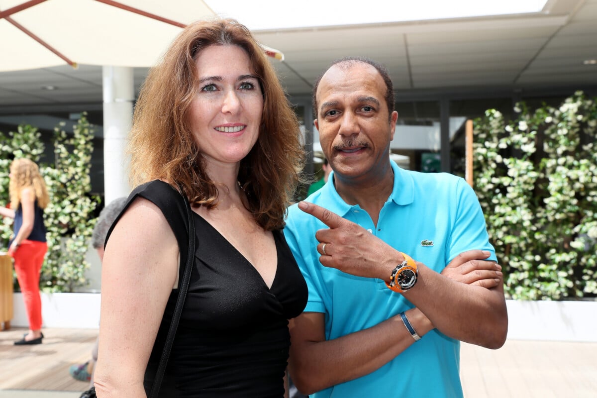 Photo : Pascal Legitimus et sa femme Adriana Santini au village lors ...
