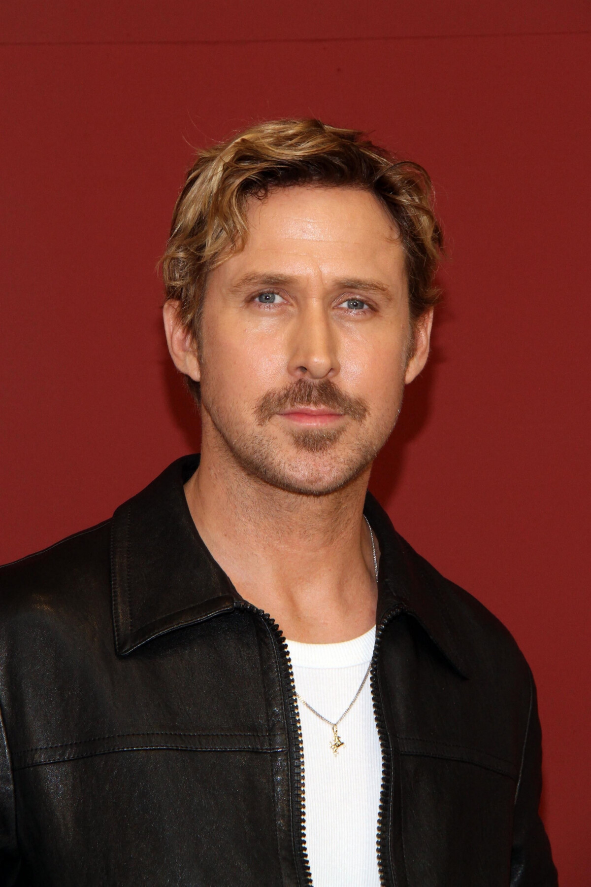 Photo : Ryan Gosling avait une allure rock Ryan Gosling - Milan Fashion ...