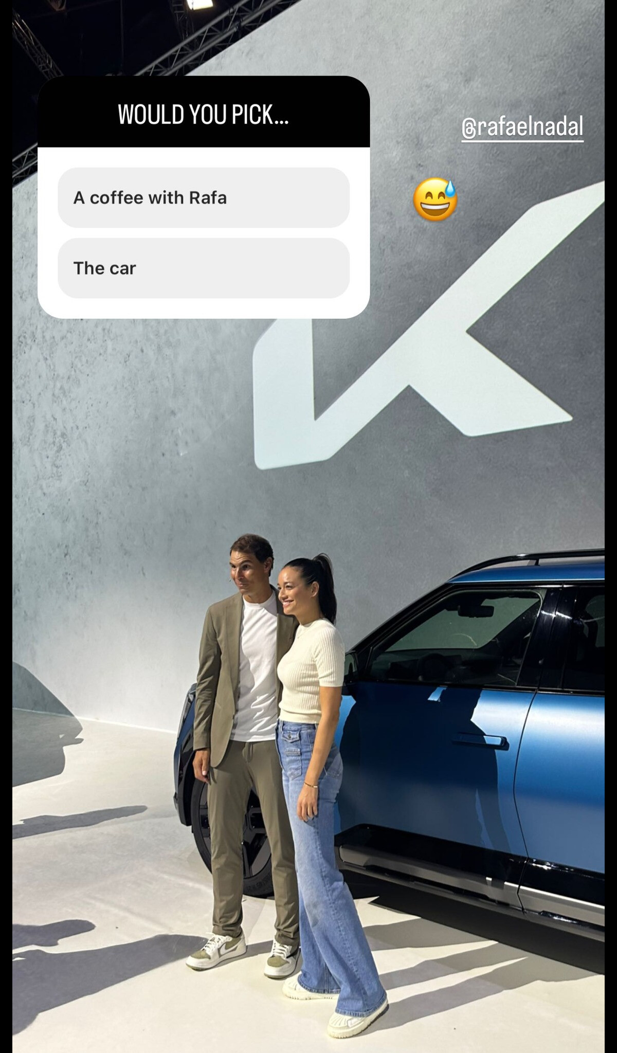 Photo : "Vous choisiriez un café avec Rafa ou la voiture ?", plaisante Alizé Lim - Purepeople