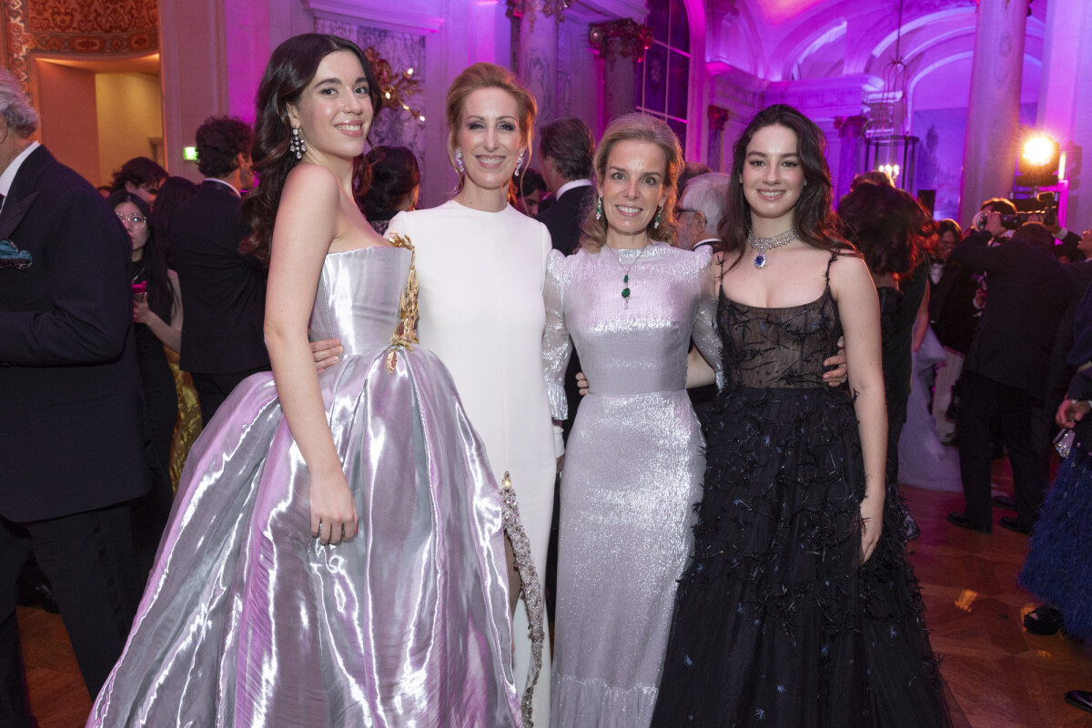 Photo : Exclusif - Honor d'Andlau-Hombourg (robe Stephane Rolland Haute ...