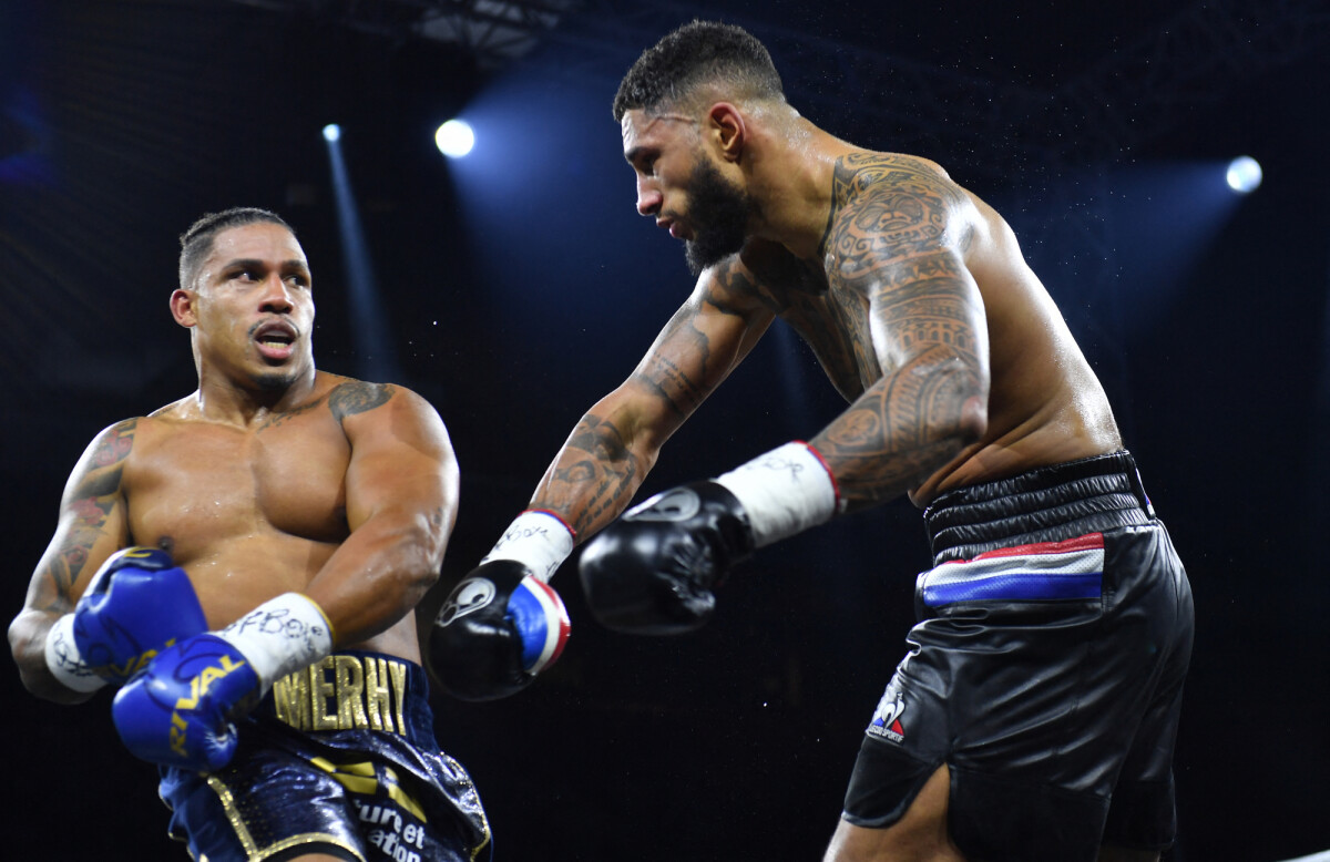 Photo : Tony Yoka et Ryad Merhy - Le boxeur français Tony Yoka s ...
