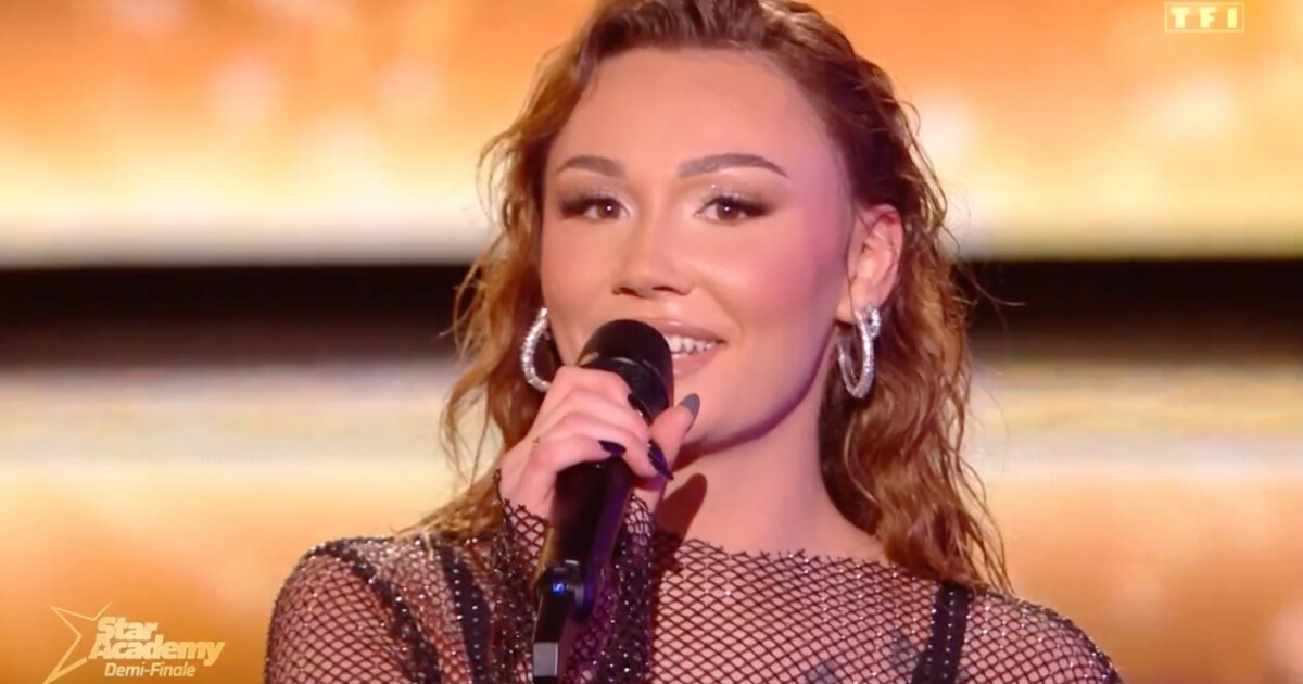 Tianaa de retour sur le plateau de la Star Academy : son look osé et ...