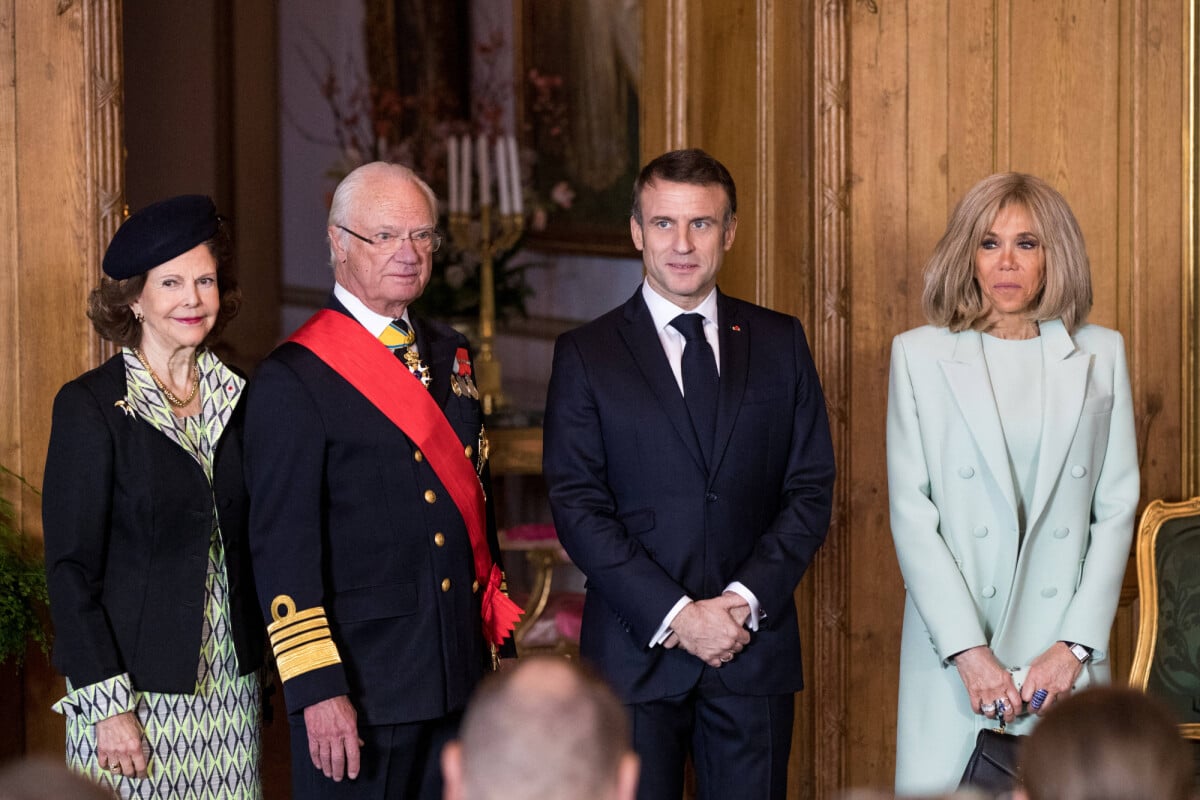 Photo : Le roi Carl XVI Gustav et la reine Silvia de Suède accueillent ...