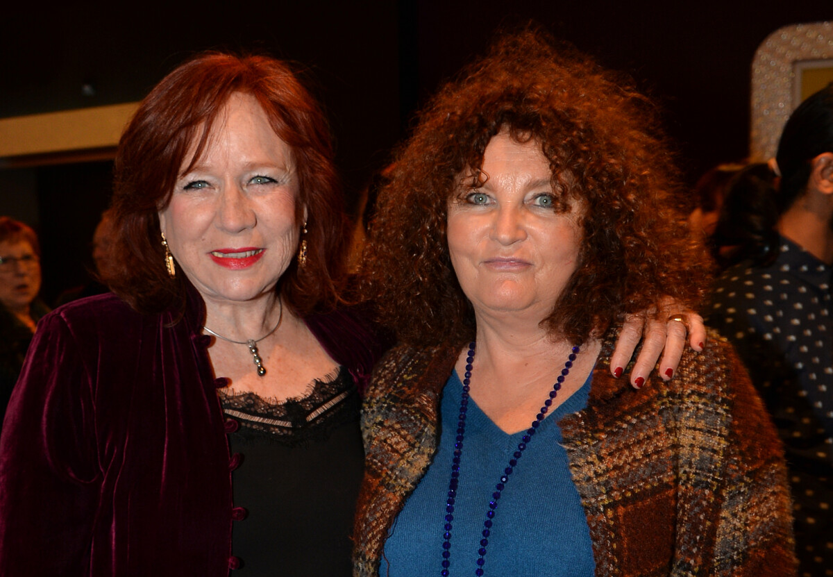 Photo : Eva Darlan et Valérie Mairesse - Hommage à M. Fontaine lors du ...