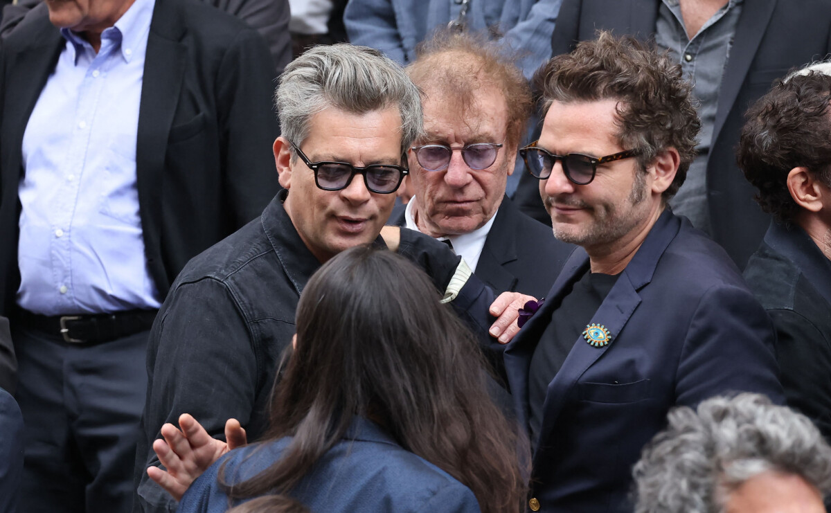 Photo : Benjamin Biolay, Alain Souchon, Matthieu Chedid (le chanteur M ...
