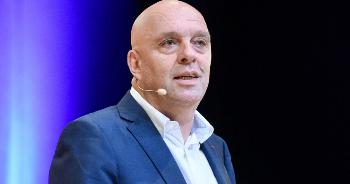 Philippe Croizon sous antidépresseurs après son accident qui lui a valu ...