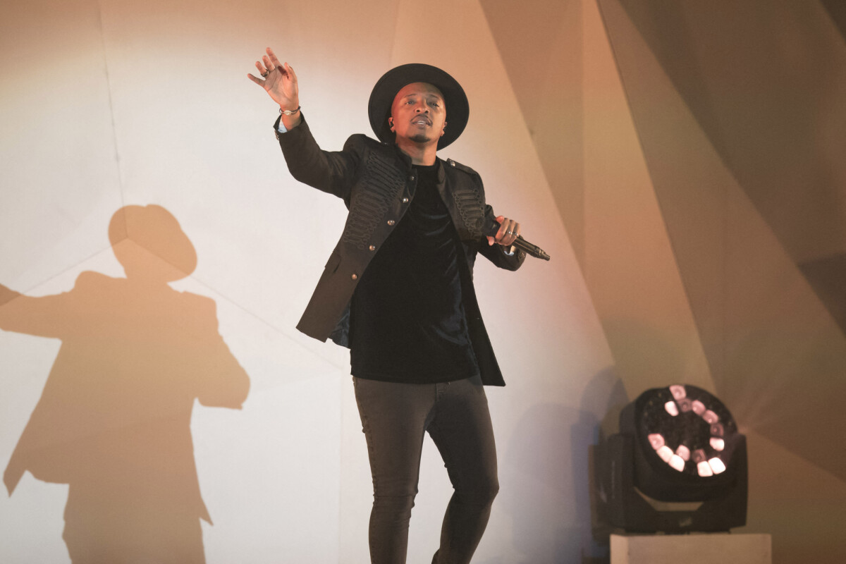 Photo : Le chanteur Soprano en concert à Nice, le 5 décembre 2017 ...