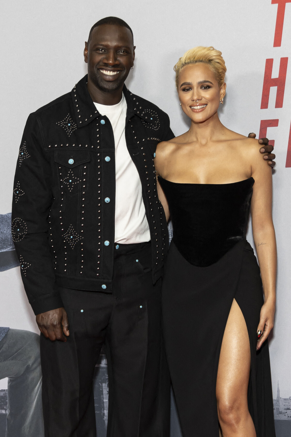 Photo : Omar Sy y joue un policier Omar Sy et Nathalie Emmanuel à l ...