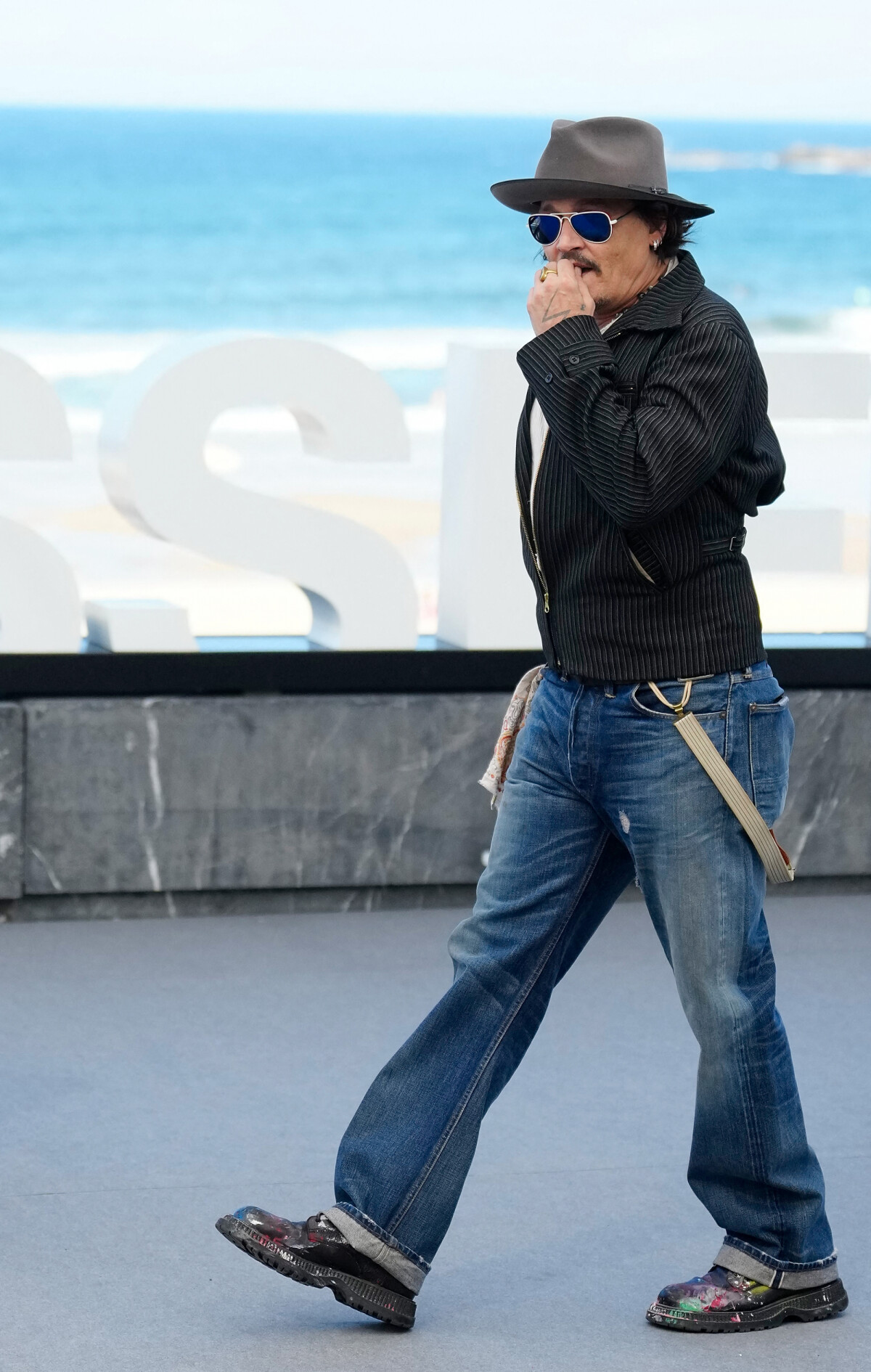 Photo : Johnny Depp - Photocall de "Modi" au 72ème Festival du Film de ...
