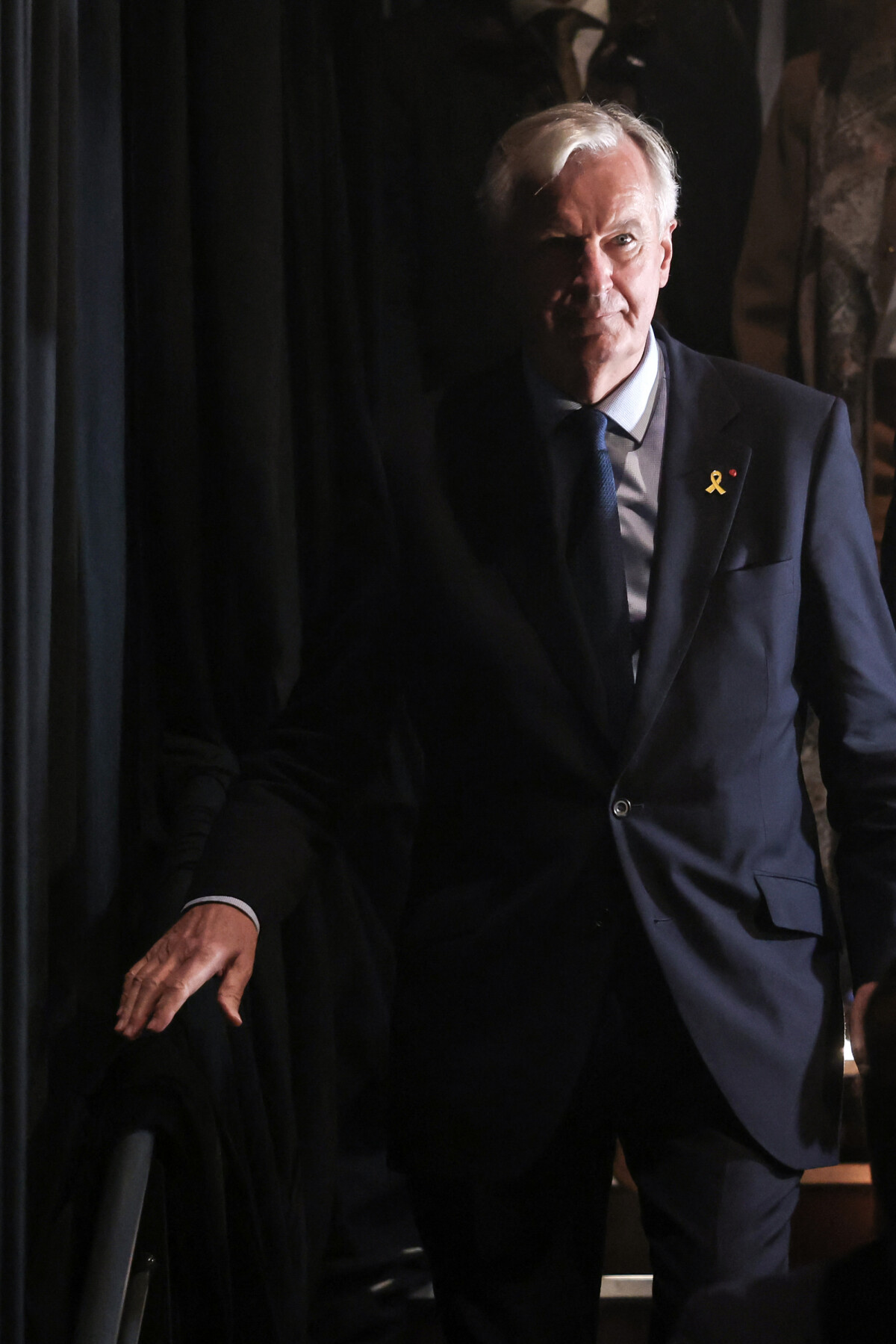 Photo : Le premier ministre, Michel Barnier lors d'une cérémonie ...