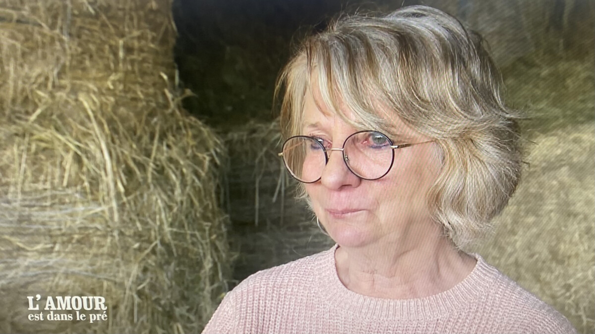 Photo : et, après avoir éconduit la rivale de cette dernière, Isabelle ...