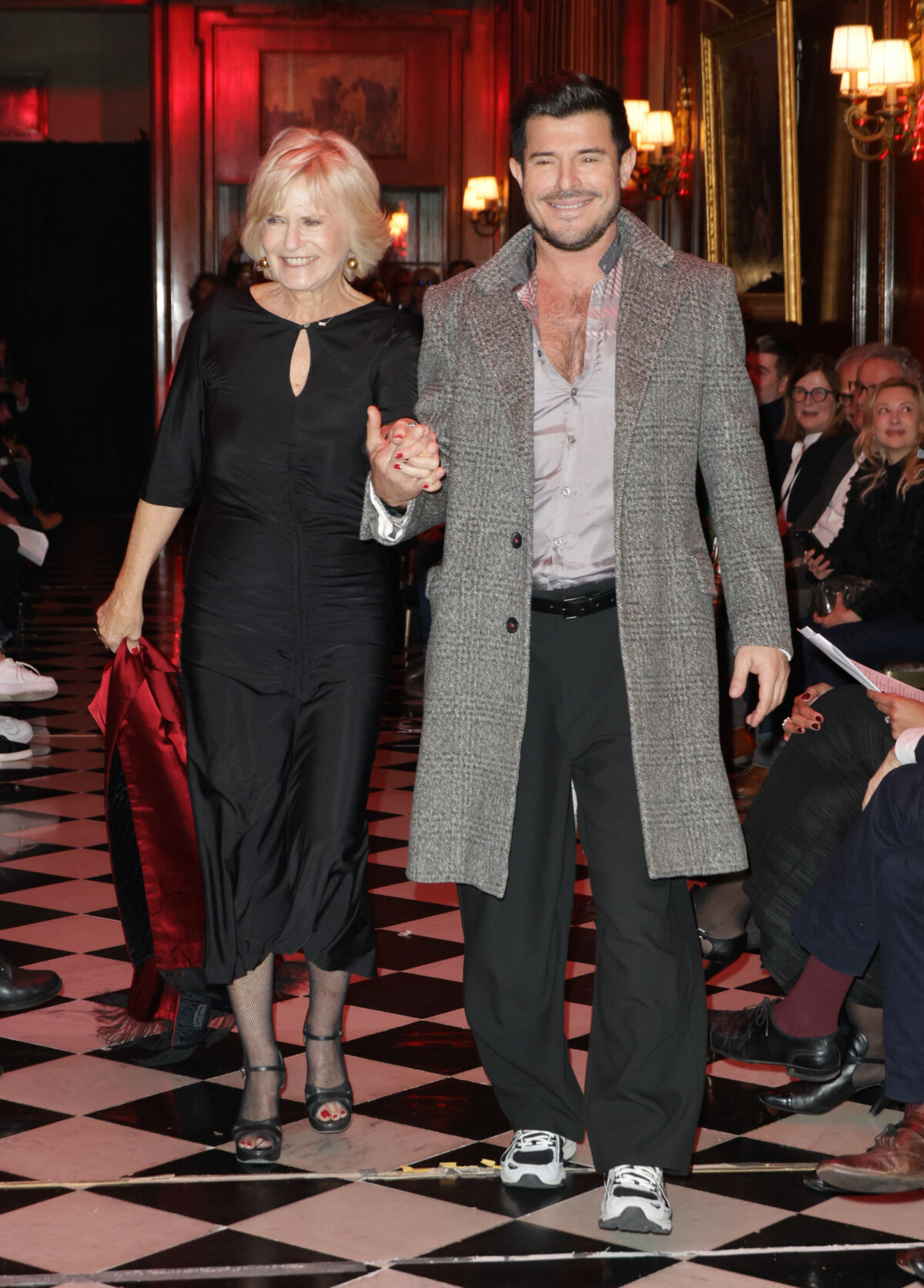 Photo : Exclusif - Catherine Ceylac et Vincent Niclo - Défilé ...