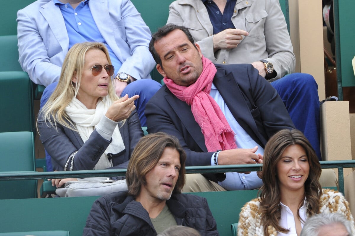 Photo : Estelle Lefebure et son compagnon Pascal Ramette regardent ...