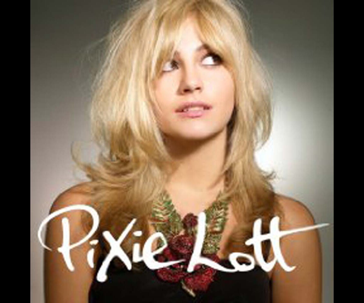Photo : Pixie Lott, album Turn it up - Purepeople