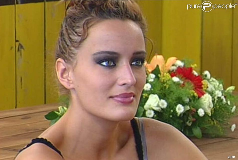 Kelly Bochenko, ex Miss Paris et candidate dans La Ferme Célébrités en ...