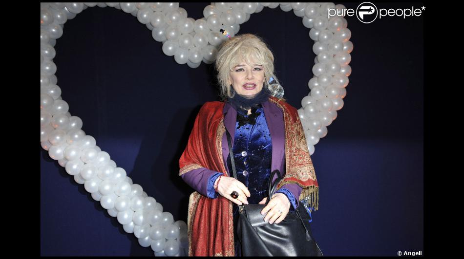 Armande Altaï lors de la générale de la comédie musicale Mamma Mia au ...