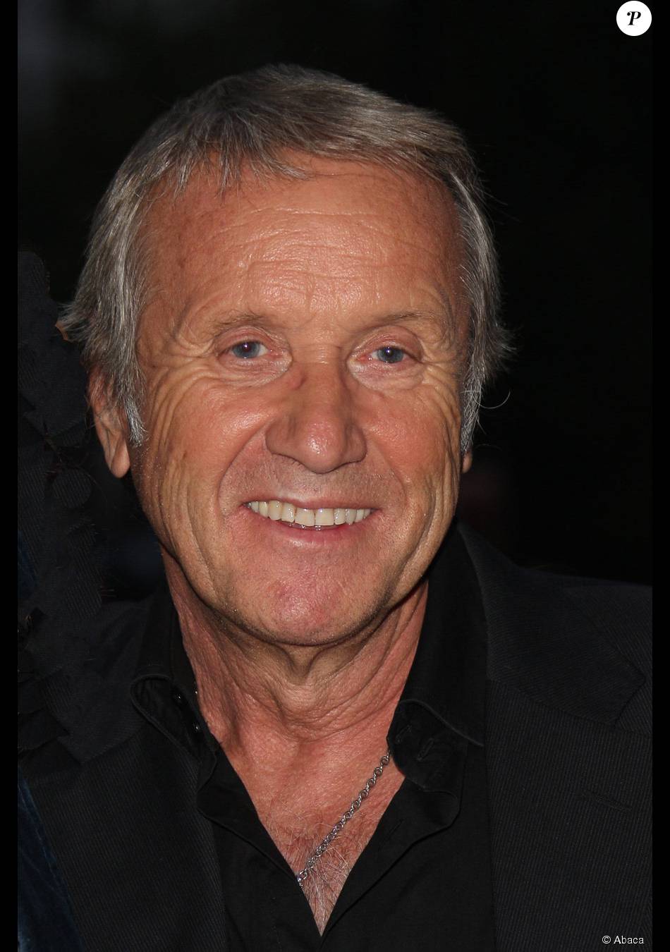 Yves Rénier - Purepeople