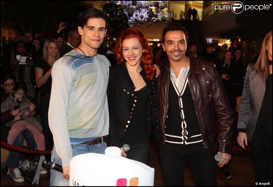 Golan Yosef (Dracula), Anaïs Delva (Lucie) et Kamel Ouali, donnent le ...