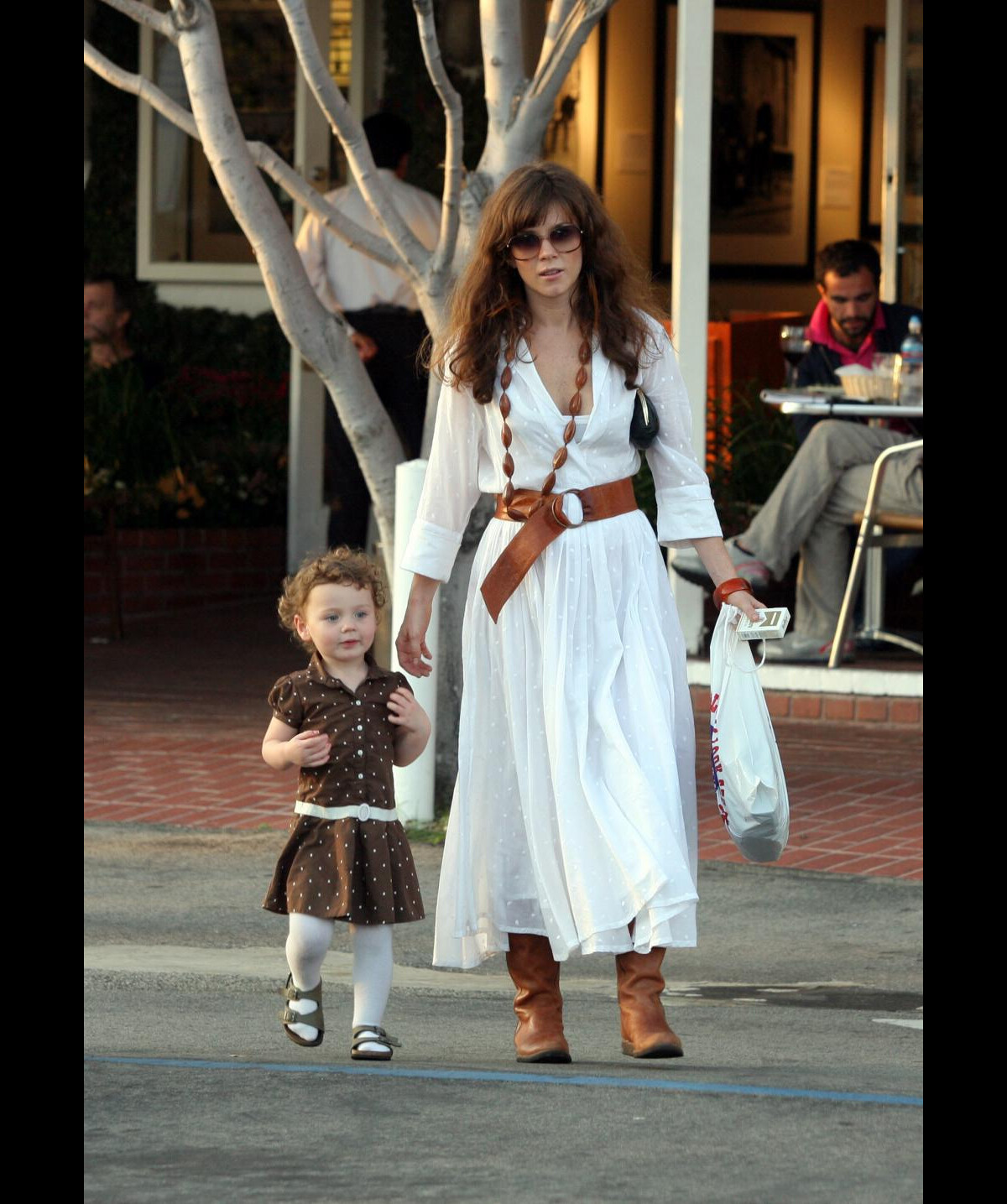 Photo : Anna Friel et sa fille Gracie en 2007 - Purepeople