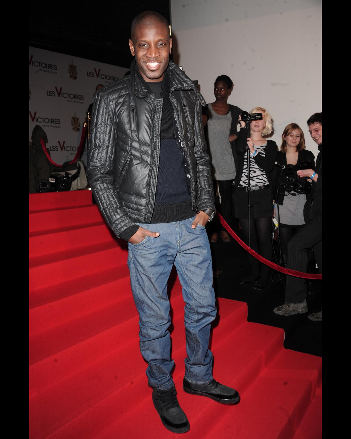 Photo : Abd Al Malik, sur le tapis rouge de la seconde cérémonie 2011 ...