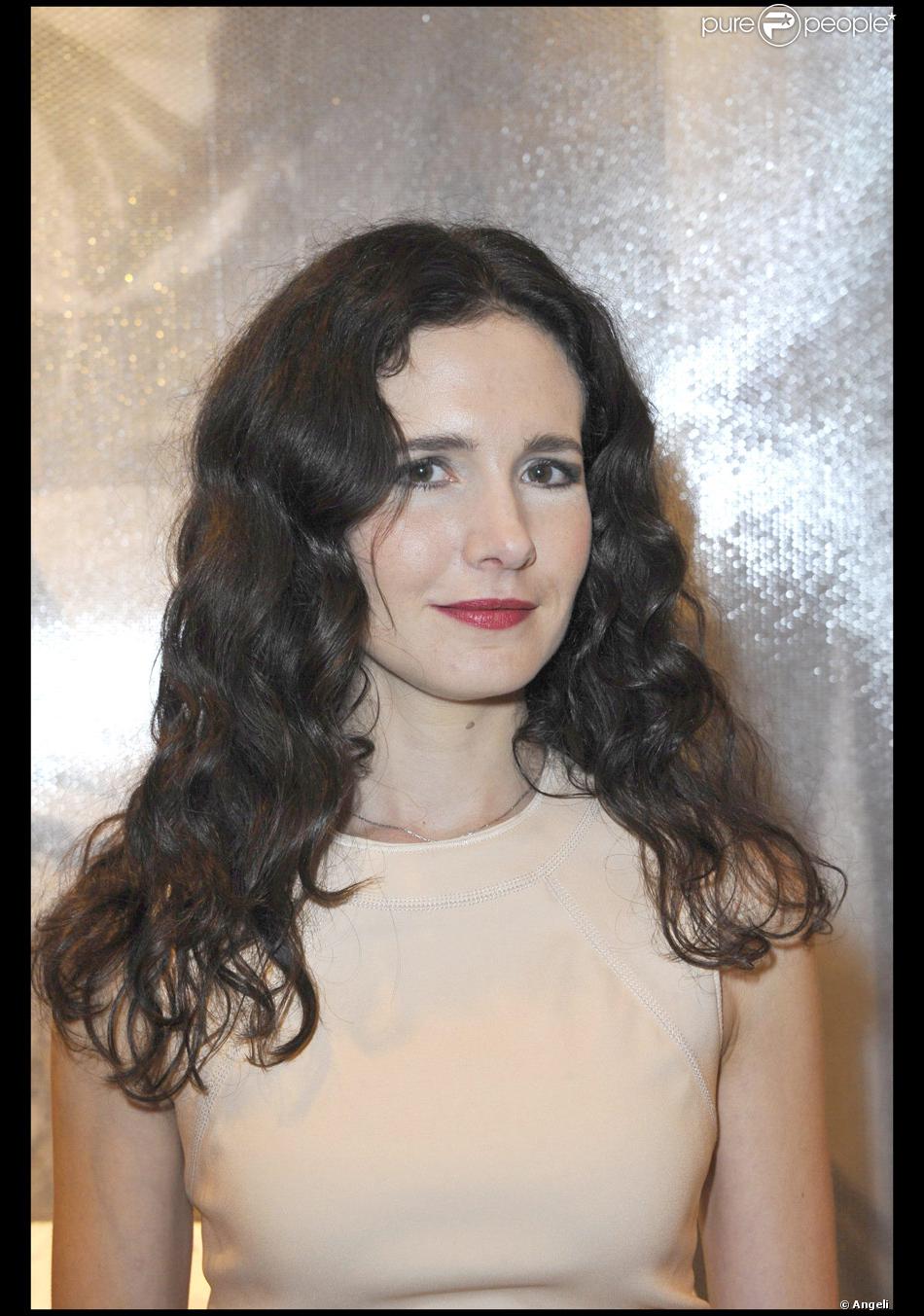 Chloé Lambert lors de la soirée d'ouverture de la boutique Lacoste 95 ...