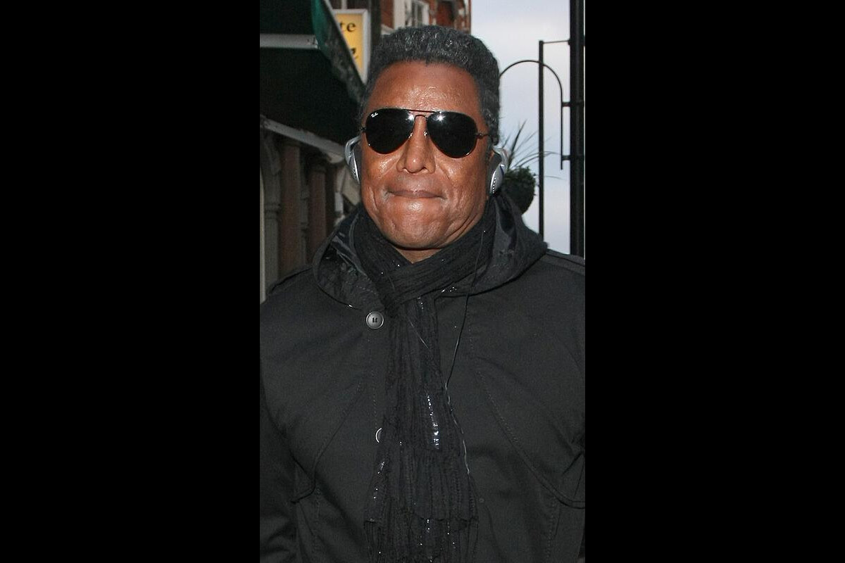 Photo : Jermaine Jackson sur Great Portland à Londres en mars 2010 ...