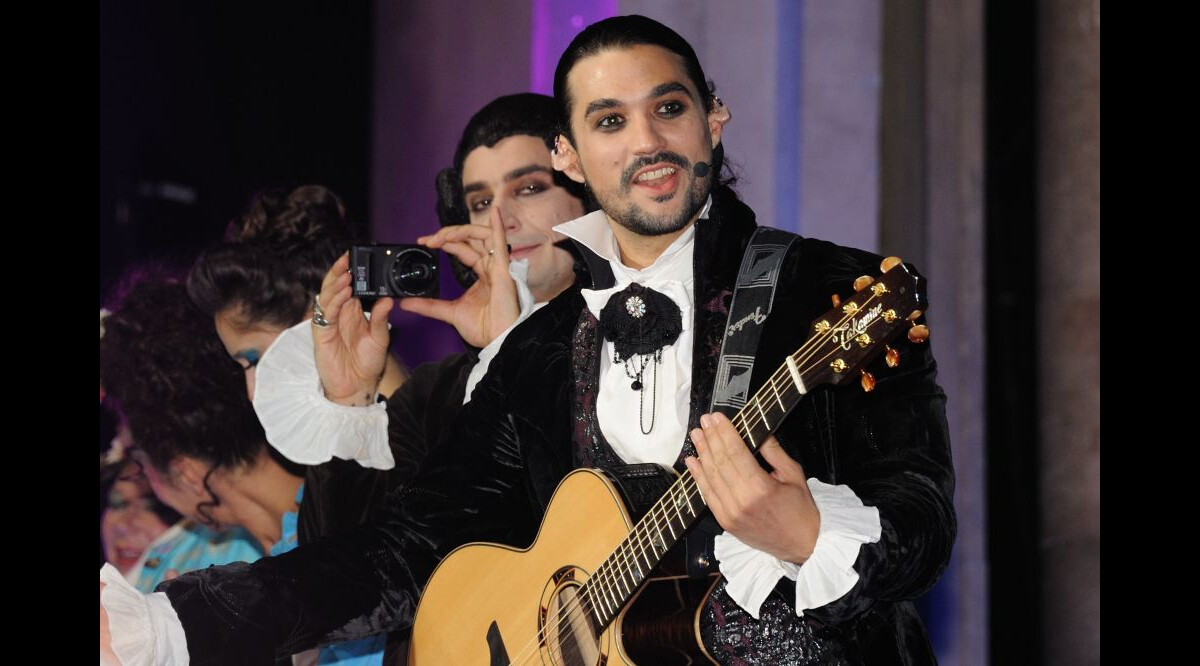 Photo : Mikelangelo Loconte (Mozart) et Florent Mothe (Salieri) lors de ...