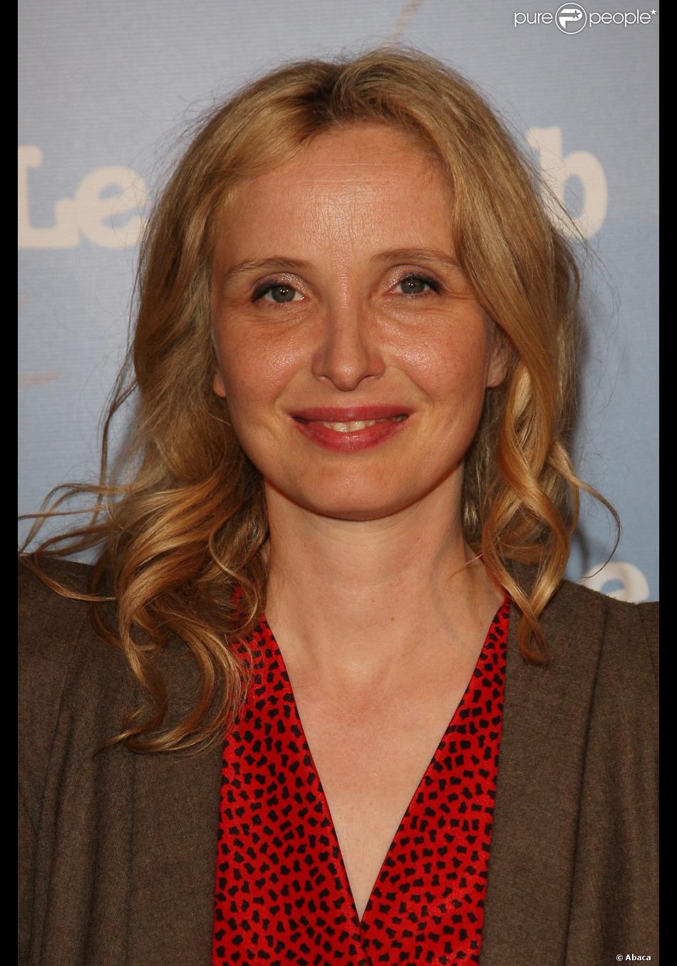 Julie Delpy lors de l'avant-première du film Le Skylab à Paris le 27 ... Julie Delpy lors de l'avant-première du film Le Skylab à Paris le 27 ...
