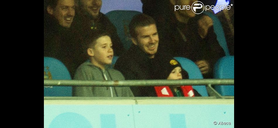 David Beckham Et Ses Trois Fils Brooklyn Romeo Et Cruz Le 8 Janvier 2012 à Manchester Lors De