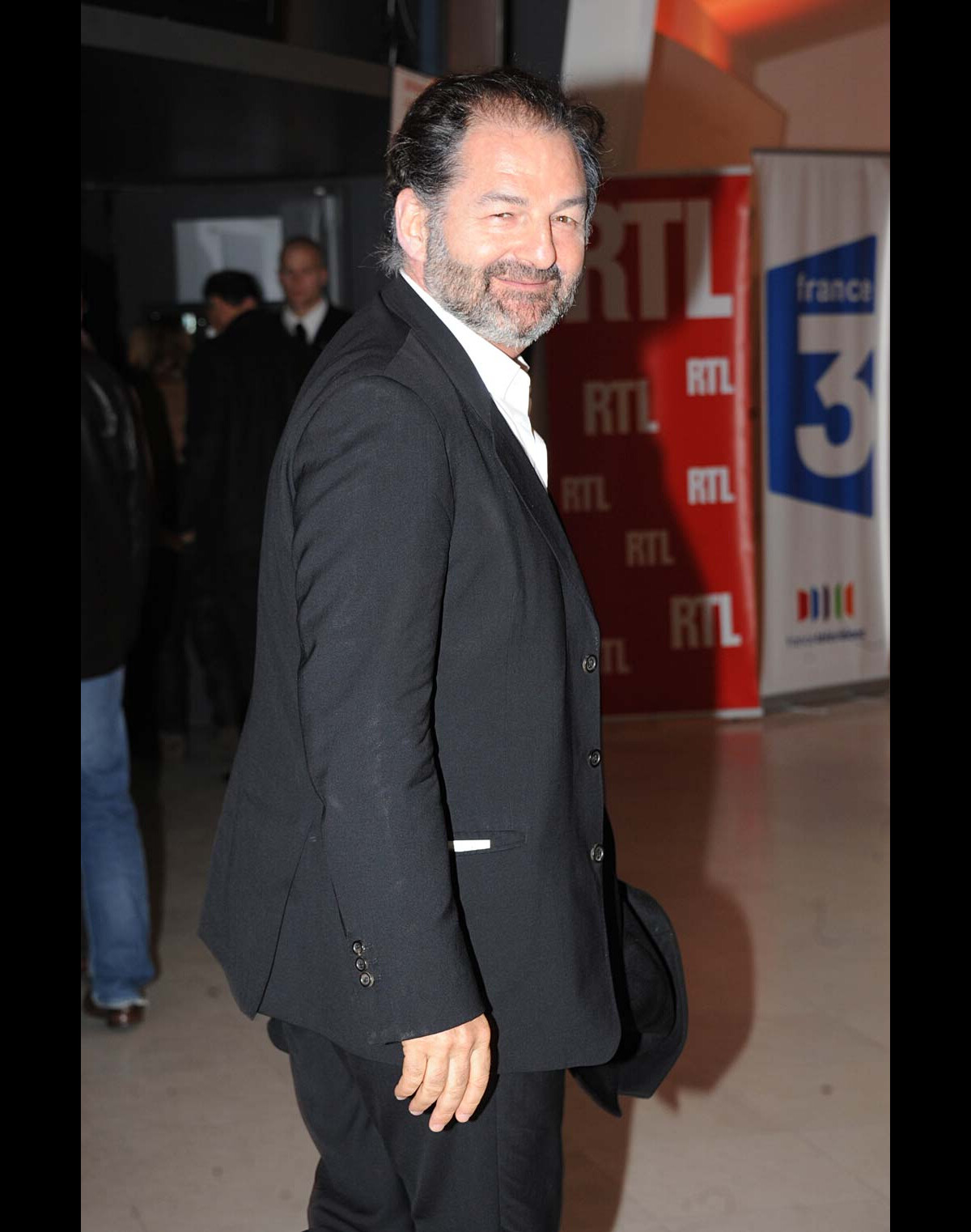 Photo : Denis Olivennes au concert de Julien Clerc au Palais des ...