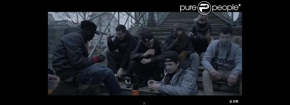 Le groupe 1995 dans leur clip de La Suite - Purepeople