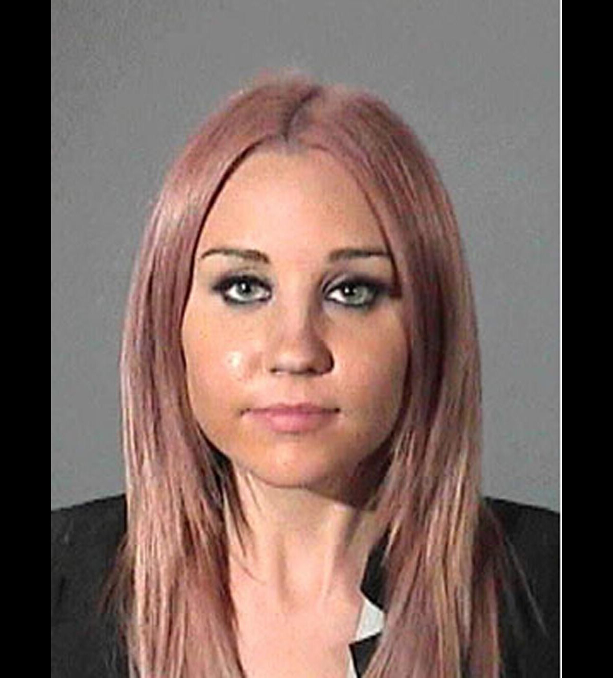 Photo : Le mugshot de Amanda Bynes - Purepeople