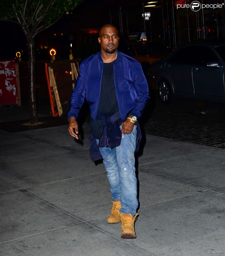 Kanye West le 30 avril 2012 à New York - Purepeople