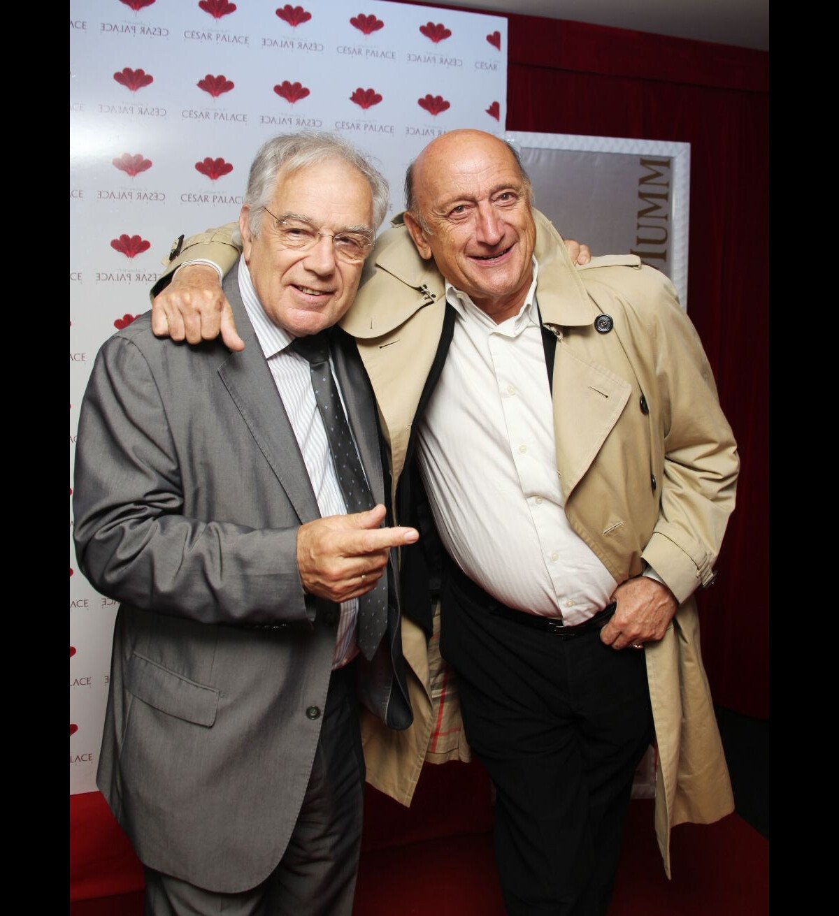 Photo : Pierre Bonte et Michel Chevalet à la présentation de la revue ...