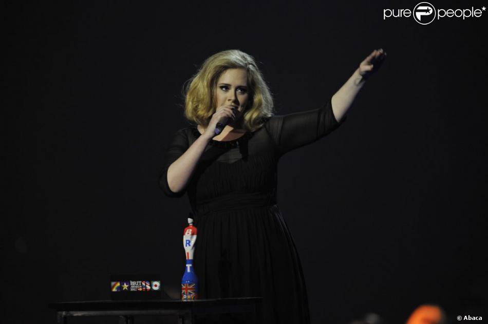 Adele, reine de la scène lors des Brit Awards en février 2012 - Purepeople