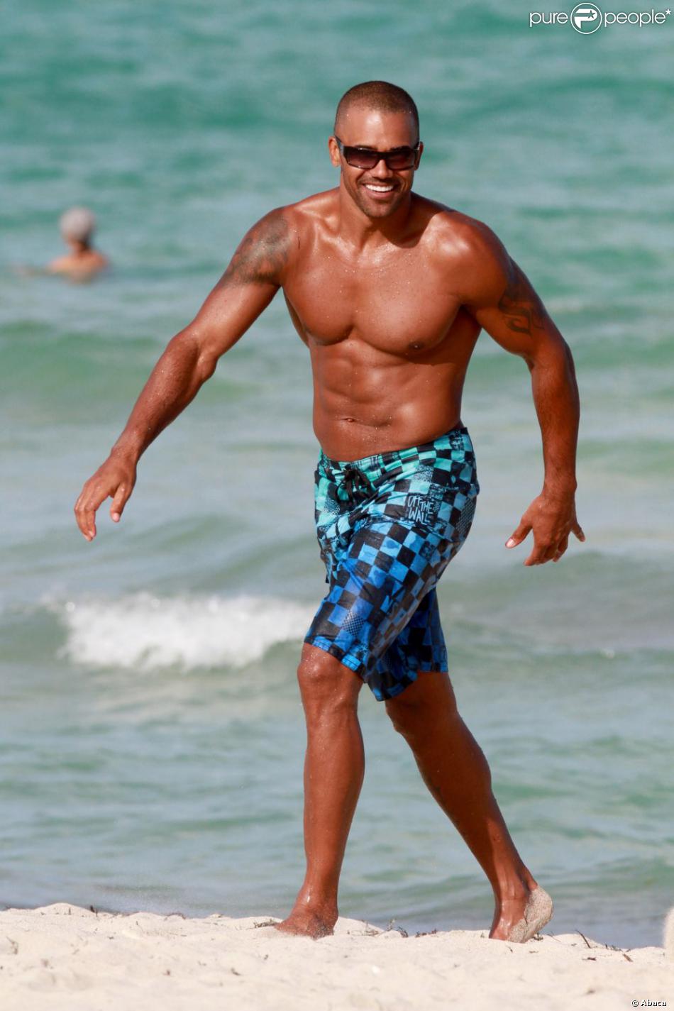 Shemar Moore, souriant et musclé à Miami le 3 juin 2012. - Purepeople