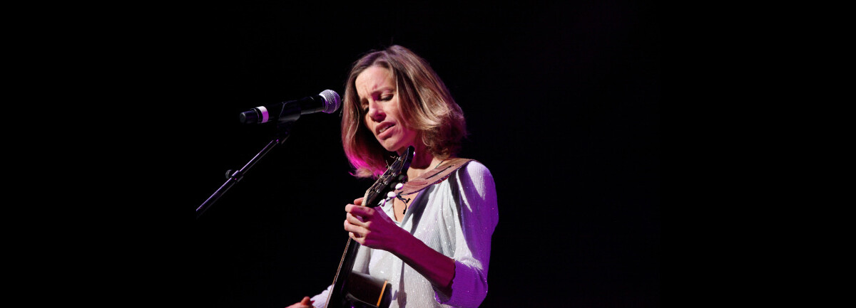 Photo : Alexandra Cherrington lors du Live to Love Gala au Grand Rex à ...