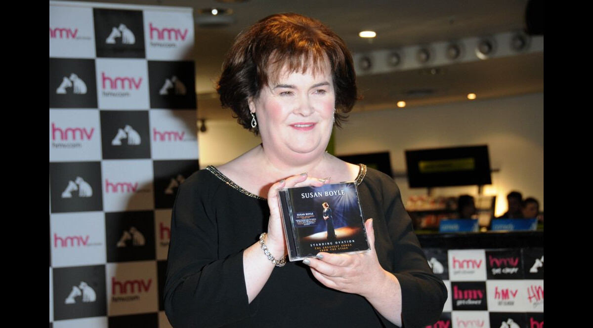 Photo : Susan Boyle présente son nouvel album intitulé Standing Ovation ...