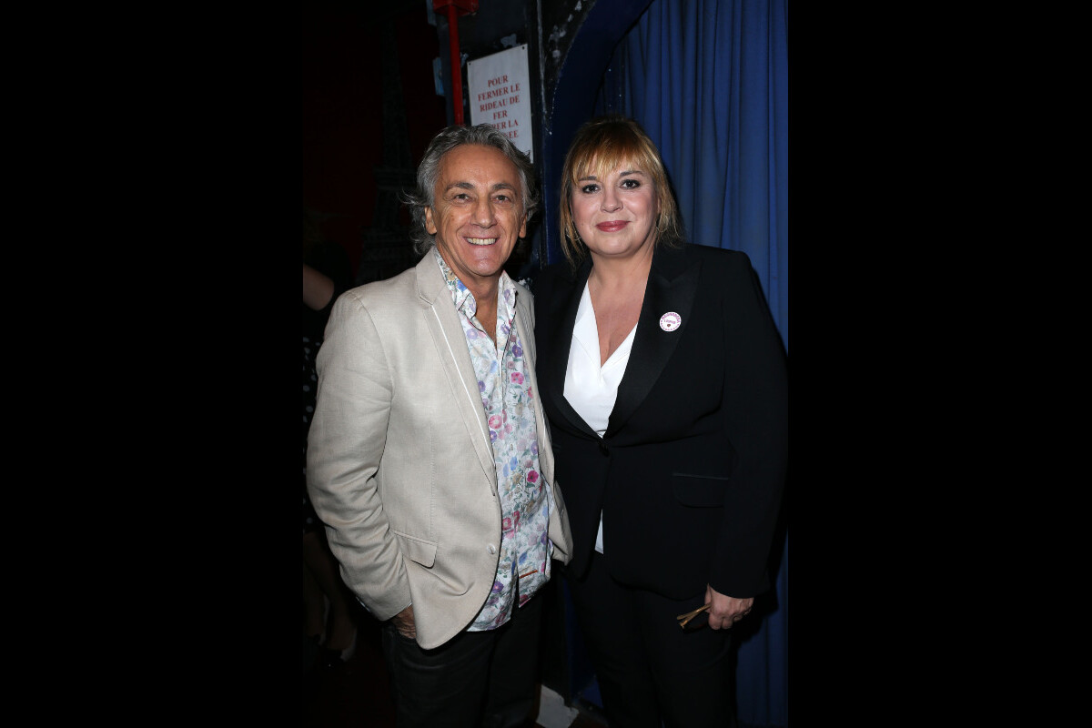 Photo : Michèle Bernier et Peter Savelli lors d'un spectacle avec ...