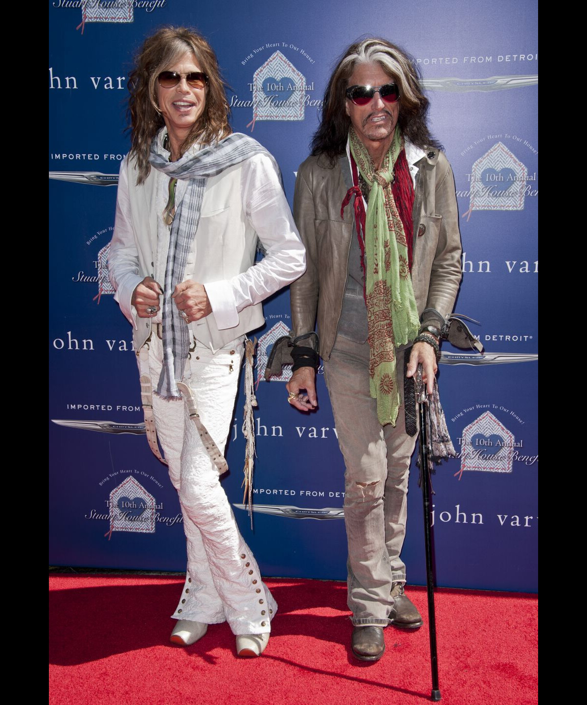 Photo : Steven Tyler et Joe Perry posent au Stuart House Benefit à Los ...