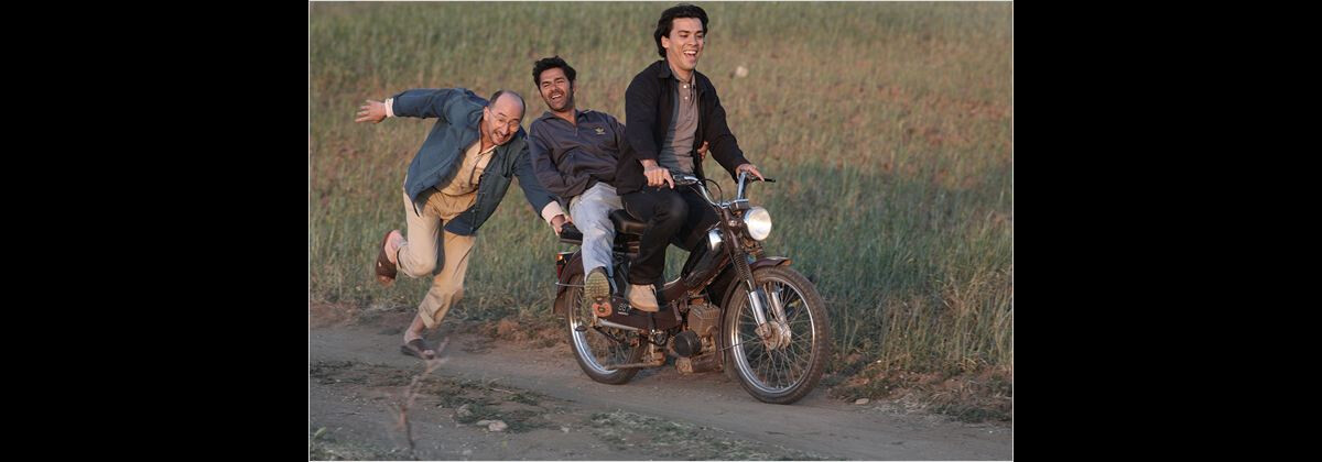Vidéo : Bande-annonce du film Né quelque part - Purepeople