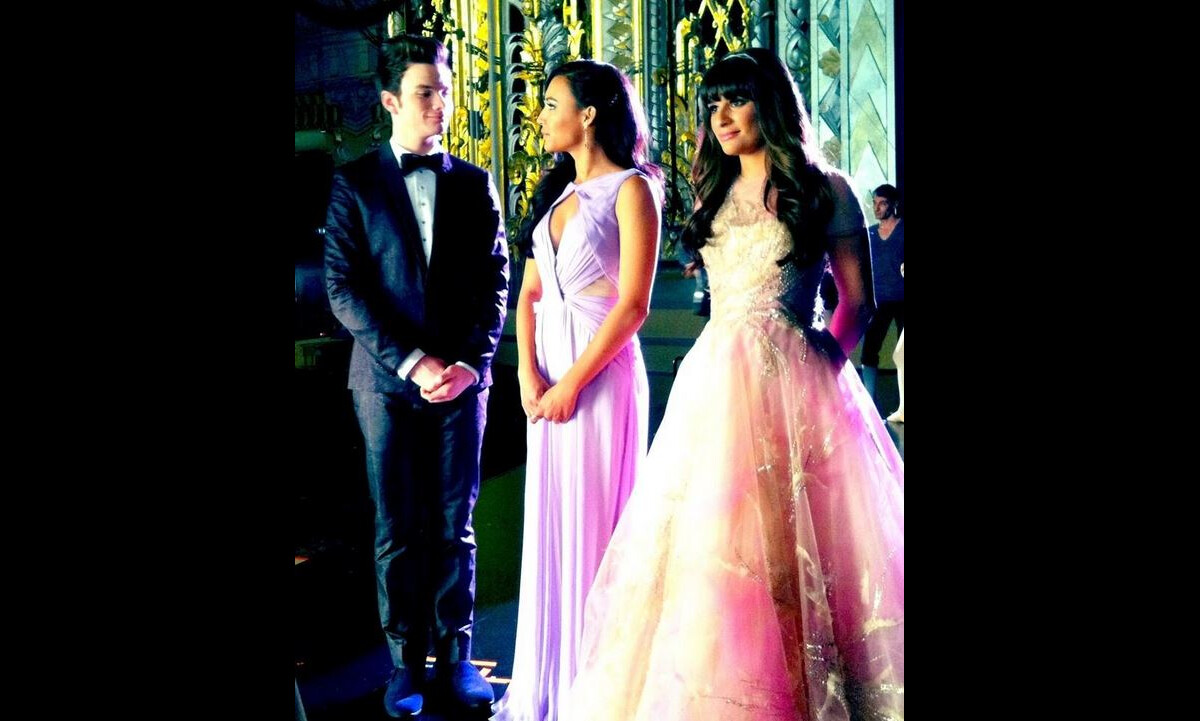 Photo : Lea Michele, Chris Colfer et Naya Rivera sur le tournage de la 4e saison de Glee. Photo ...