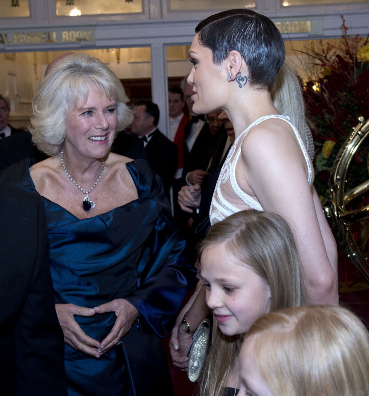 Photo : Camilla Parker Bowles rencontre Jessie J lors de la Royal ...