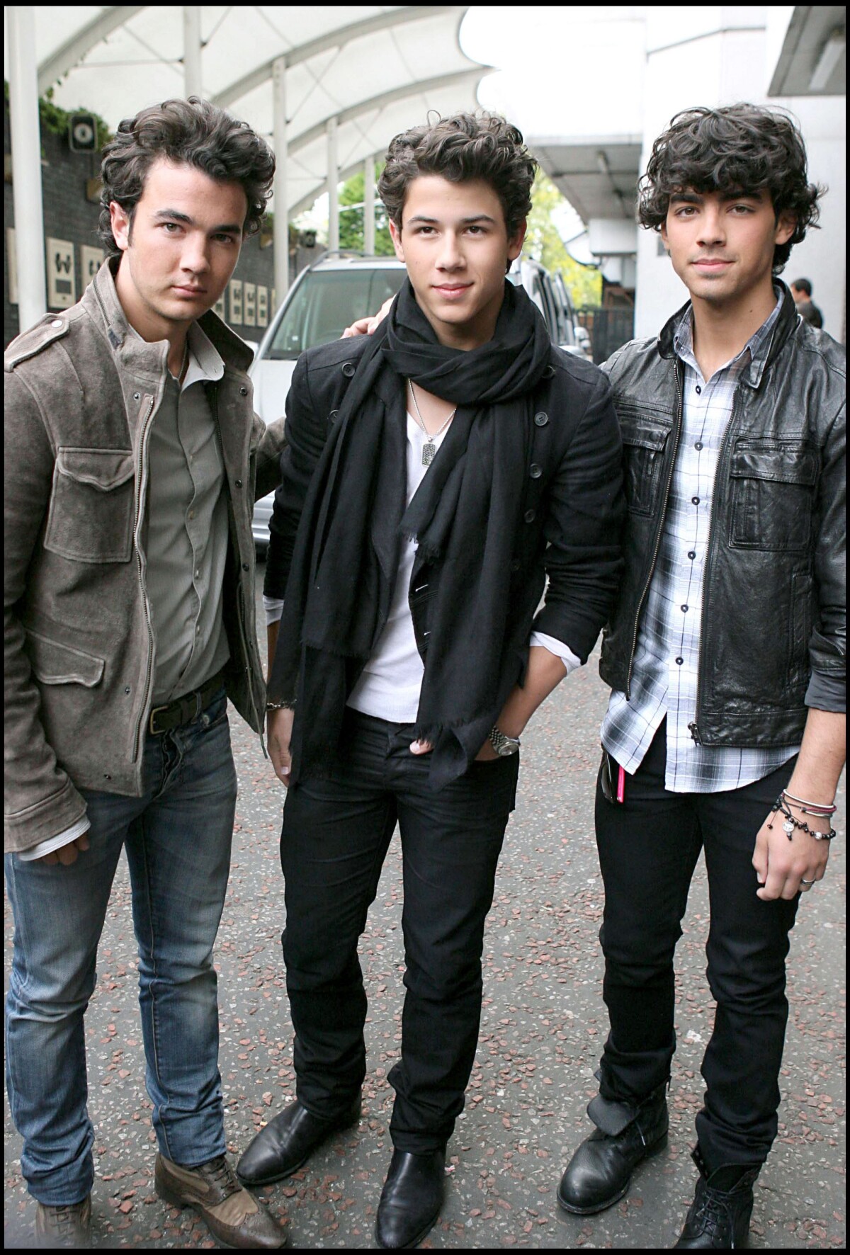 Photo : Les Jonas Brothers aux studios GMTV à Londres, le 12 mai 2009 ...