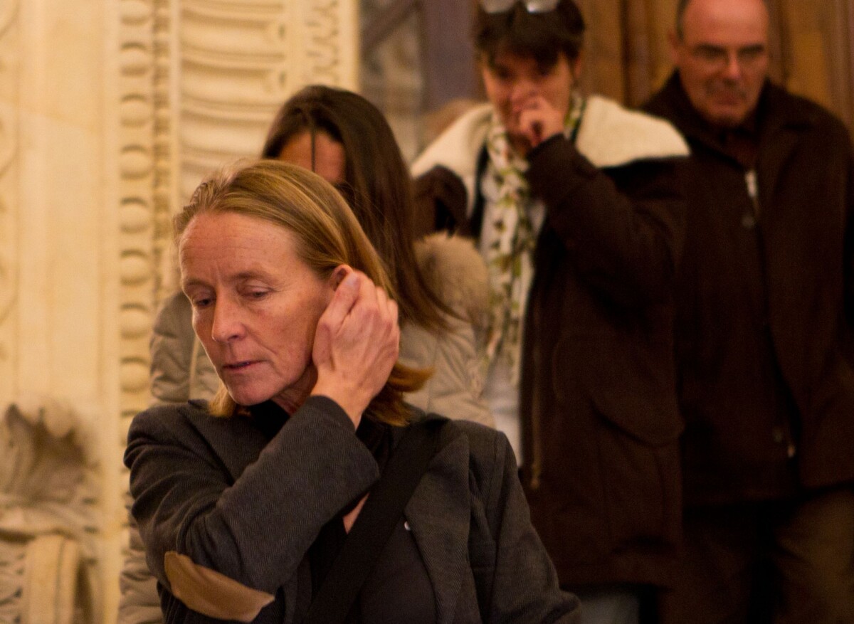 Vidéo : Isabelle Demongeot à la sortie du premier procès de Régis de ...