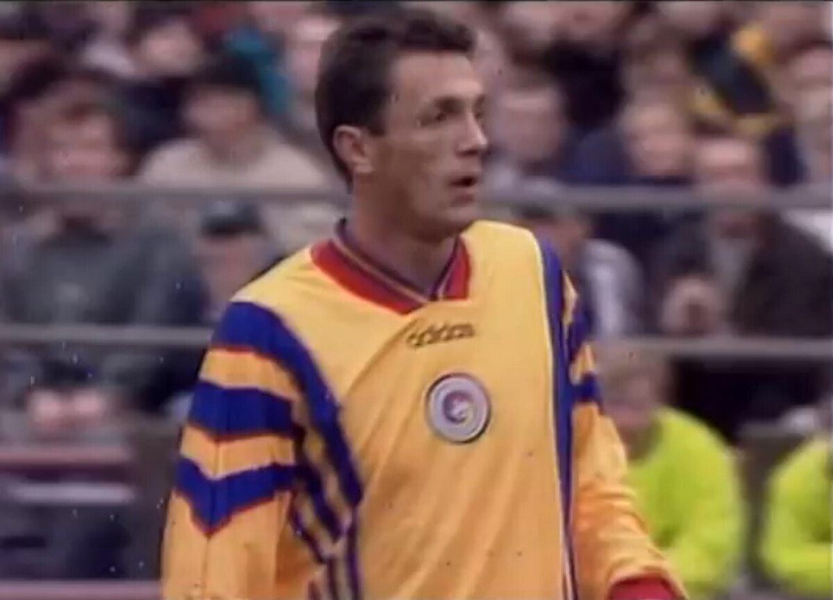 Photo : Gheorghe Popescu avec la Roumanie - Purepeople